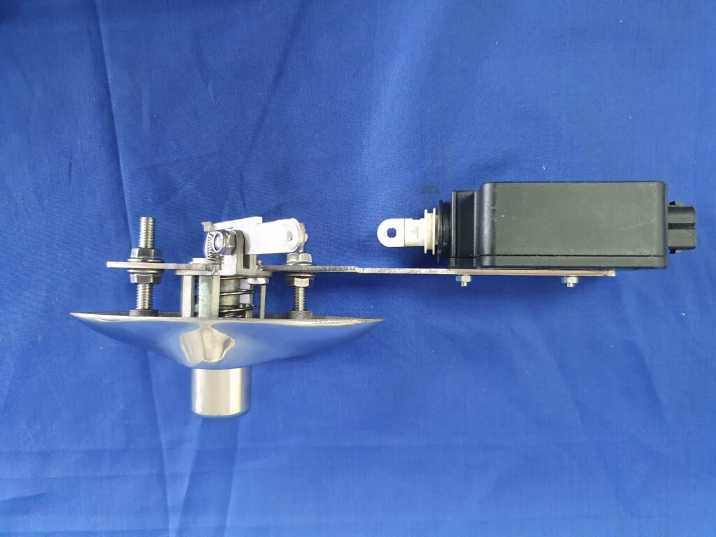 Classic Italian style boot handle and lock system in stainless steel ...